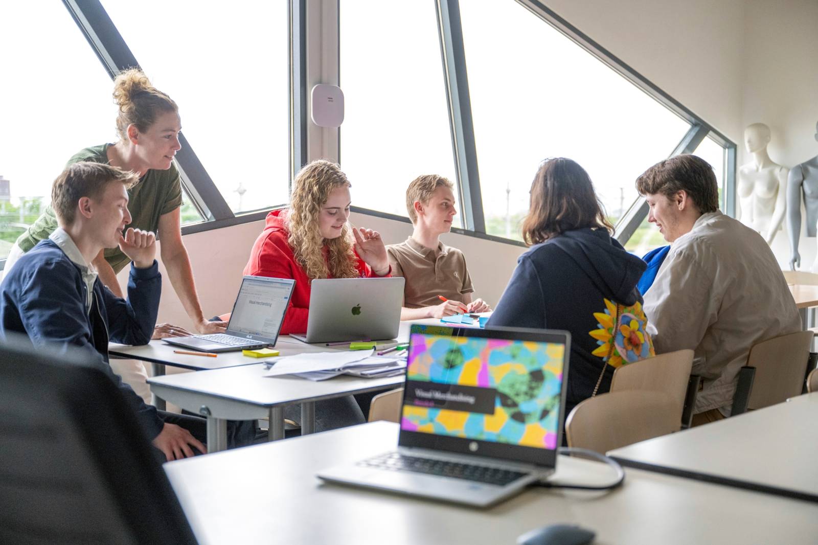 Ondernemer handel en/of diensten mbo opleiding - BOL Niveau 4 ...